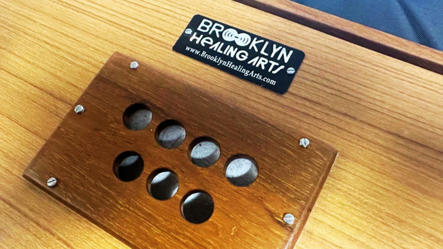 How Shruti Box Enhances Your Classical Vocal Performance? – Brooklyn ...